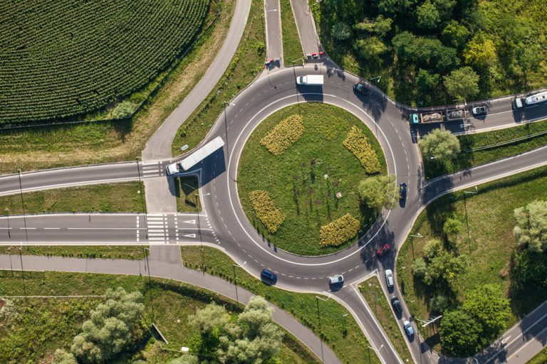 Tips for Correct Roundabout Protocol - Defensive Driving