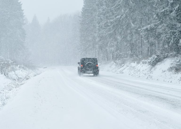 3 Tips for Driving in Snow - Defensive Driving